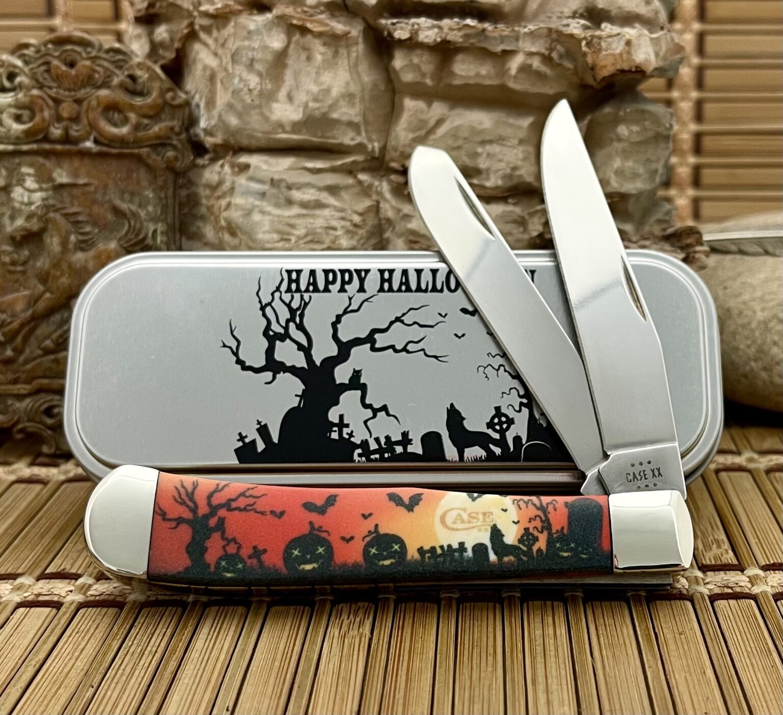 Case XX USA 2024 Color Infusion HALLOWEEN Trapper Pocket Knife w/Tin ...