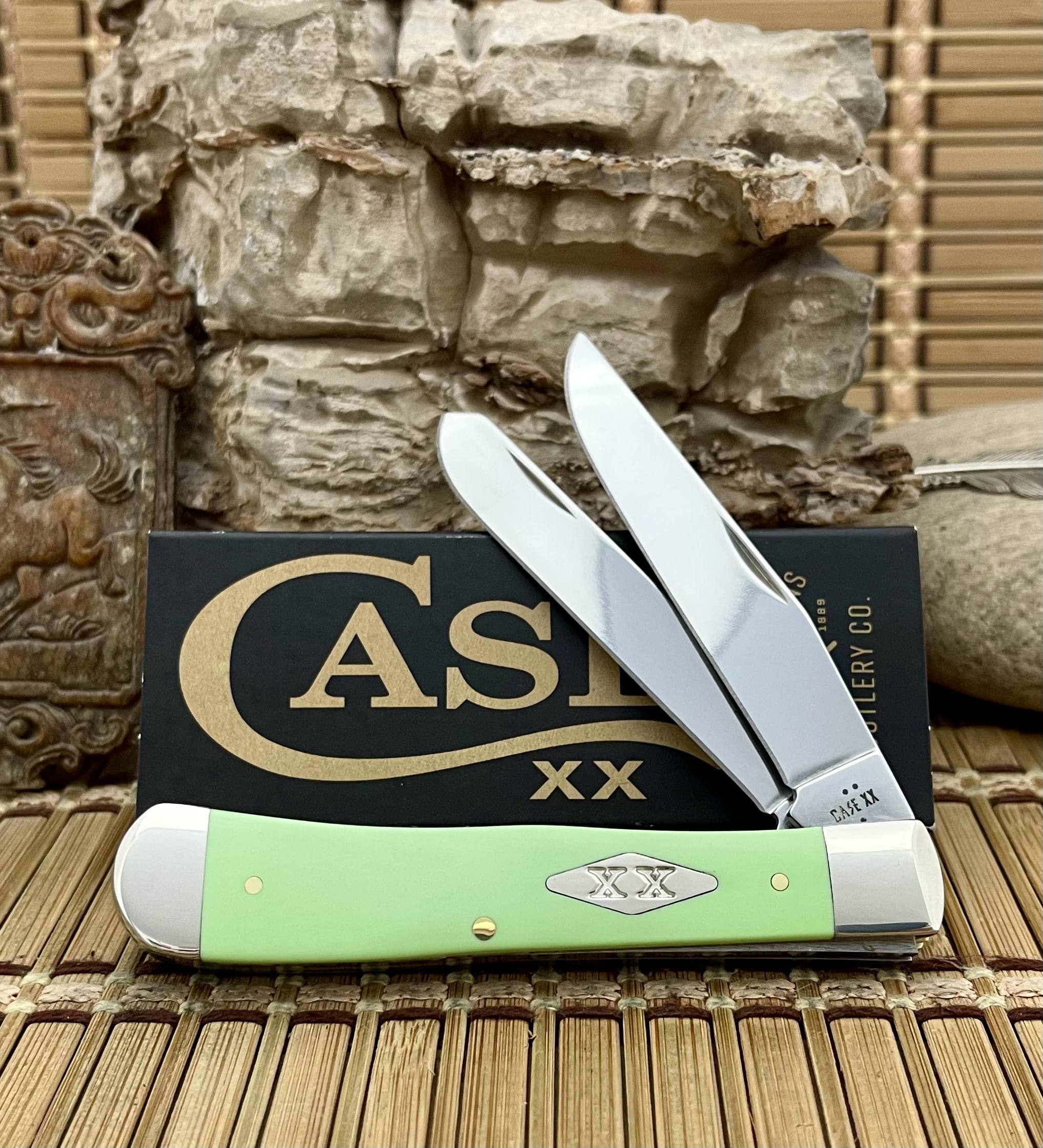 Stunning case xx smooth mint green trapper pocket knife